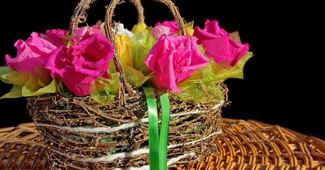 Rose di carta crespa: tutorial per il fai da te - GreenStyle