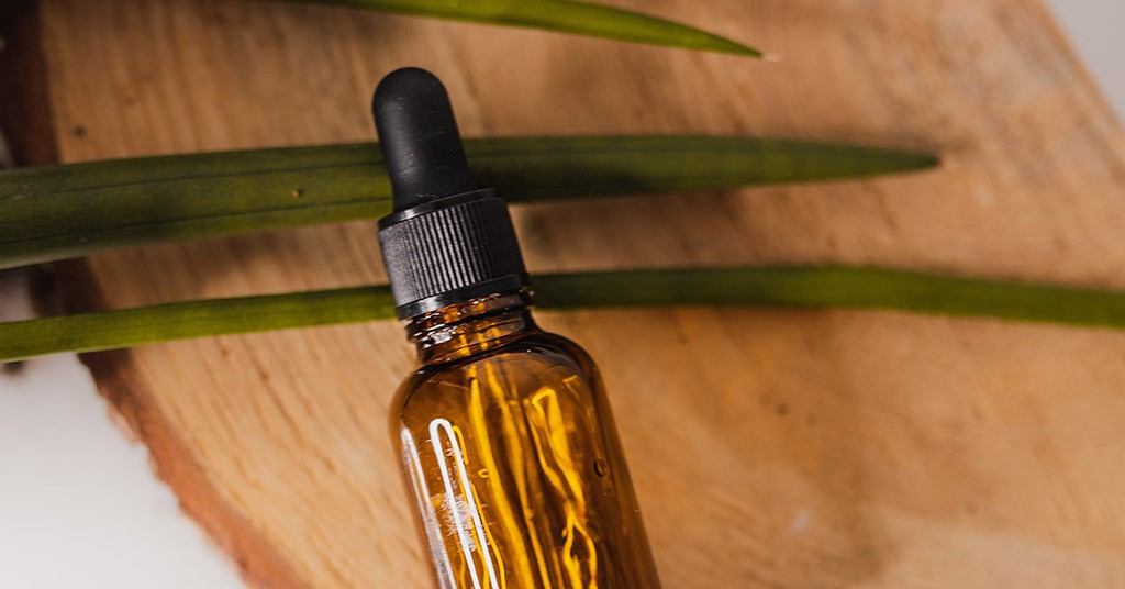 Tea Tree Oil: benefici, proprietà, usi e controindicazioni - GreenStyle