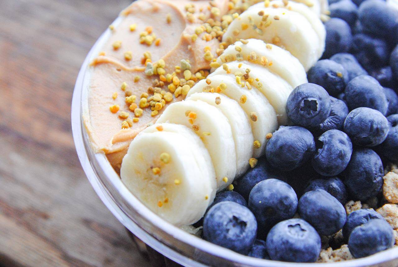 Acai bowl: cos'è e 3 ricette per un pieno di energia - GreenStyle