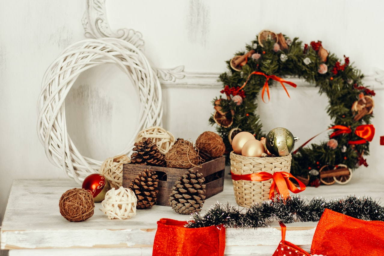 Lavoretti di Natale con le pigne: 10 idee per la famiglia - Greenstyle
