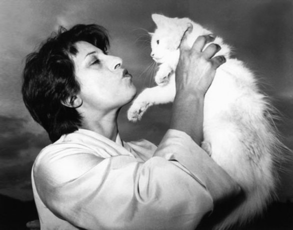 Anna Magnani gattara e il “giro dei sette gatti” - Petsblog