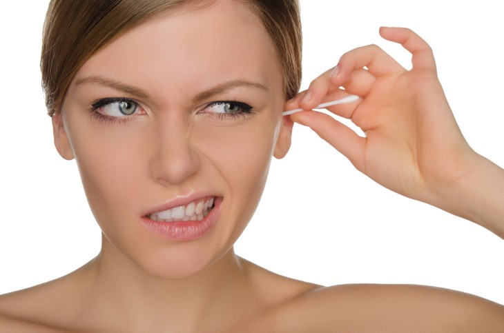 Come eliminare l’acqua dalle orecchie con i 6 consigli di Blogo ...